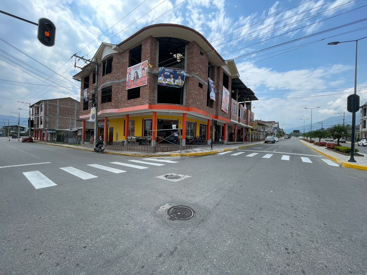 El cantón El Pangui ya cuenta con señalización horizontal – EMMOV